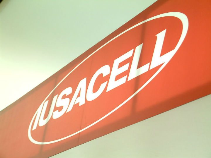 AT&T’s Iusacell plans move one step closer