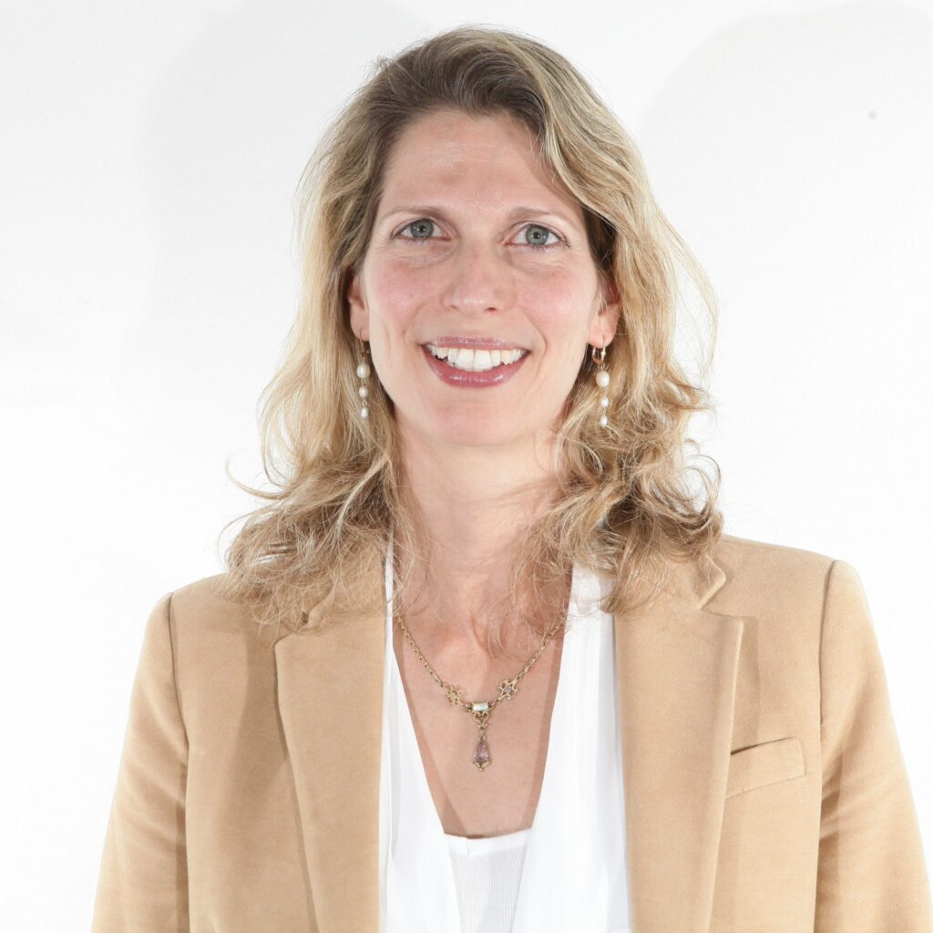 Daniela-Perlmutter | RCR Wireless News