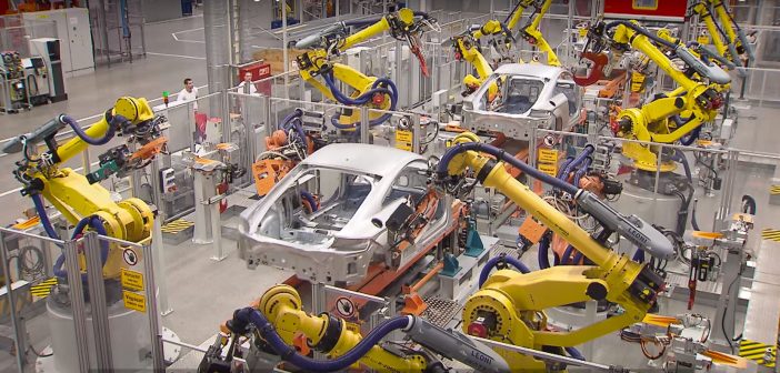 Smart manufacturing vs. Lights out manufacturing