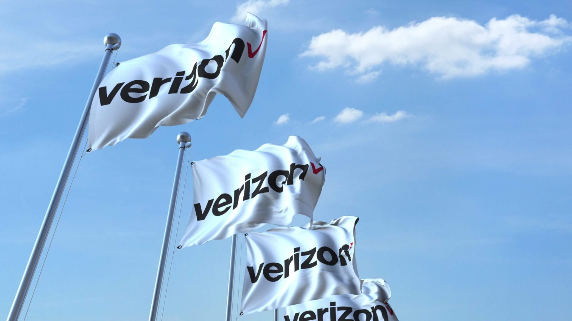Verizon ends its slump with strong customer numbers, service revenue ...
