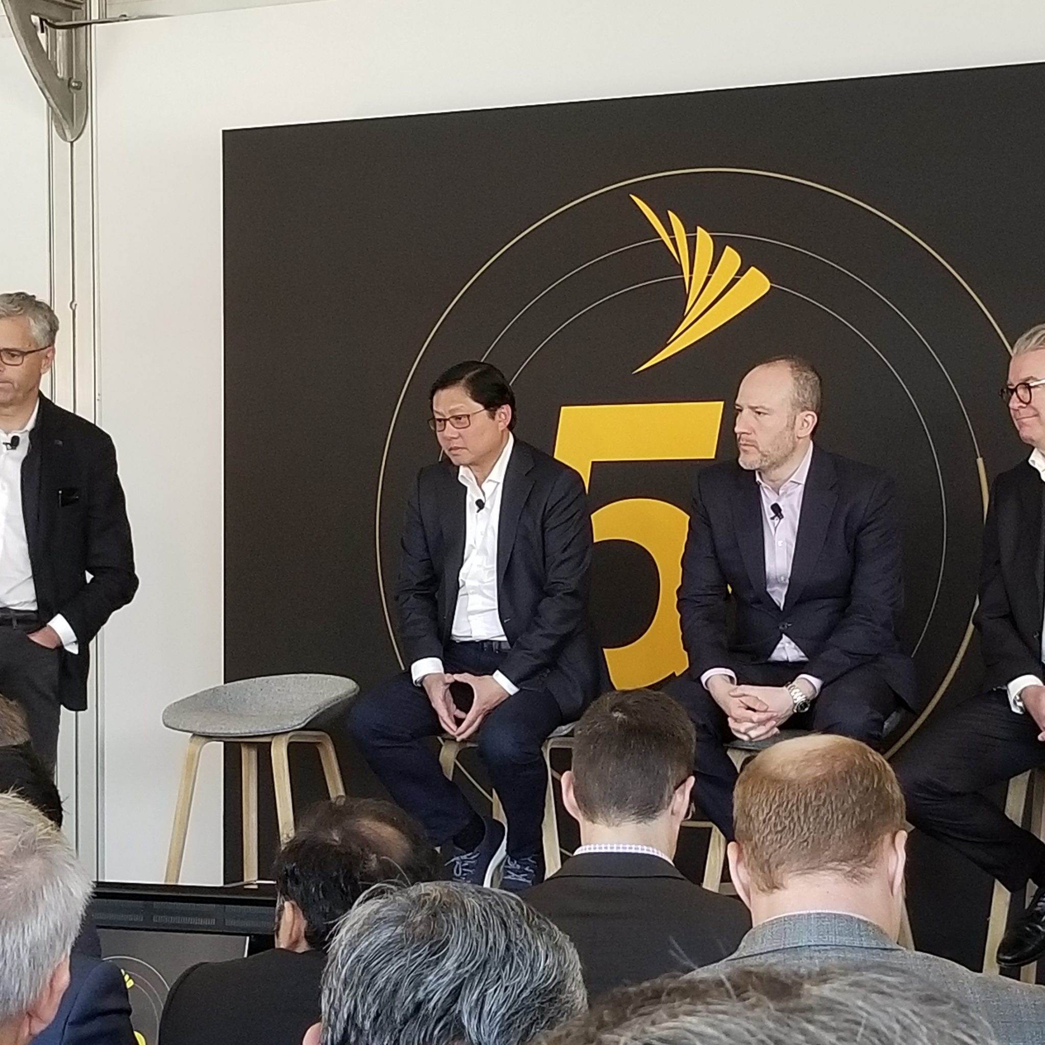 Sprint details 5G NR initial deployments, partners -- and 5G for the ...