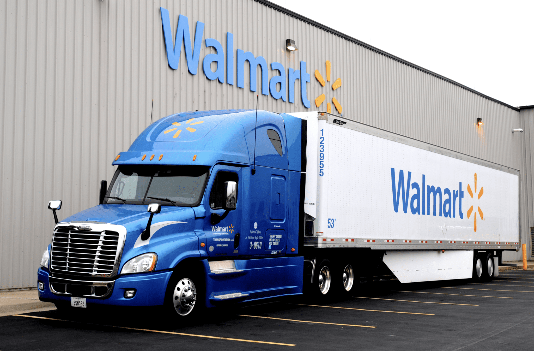 Walmart Canada pumps $3.5bn into IoT, AI, blockchain in smart logistics ...