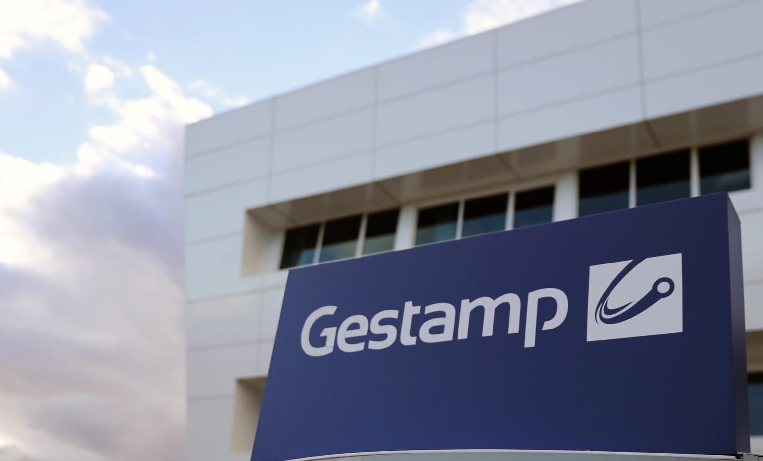 Telefonica, Gestamp unveil 5G-connected factory use case in Barcelona