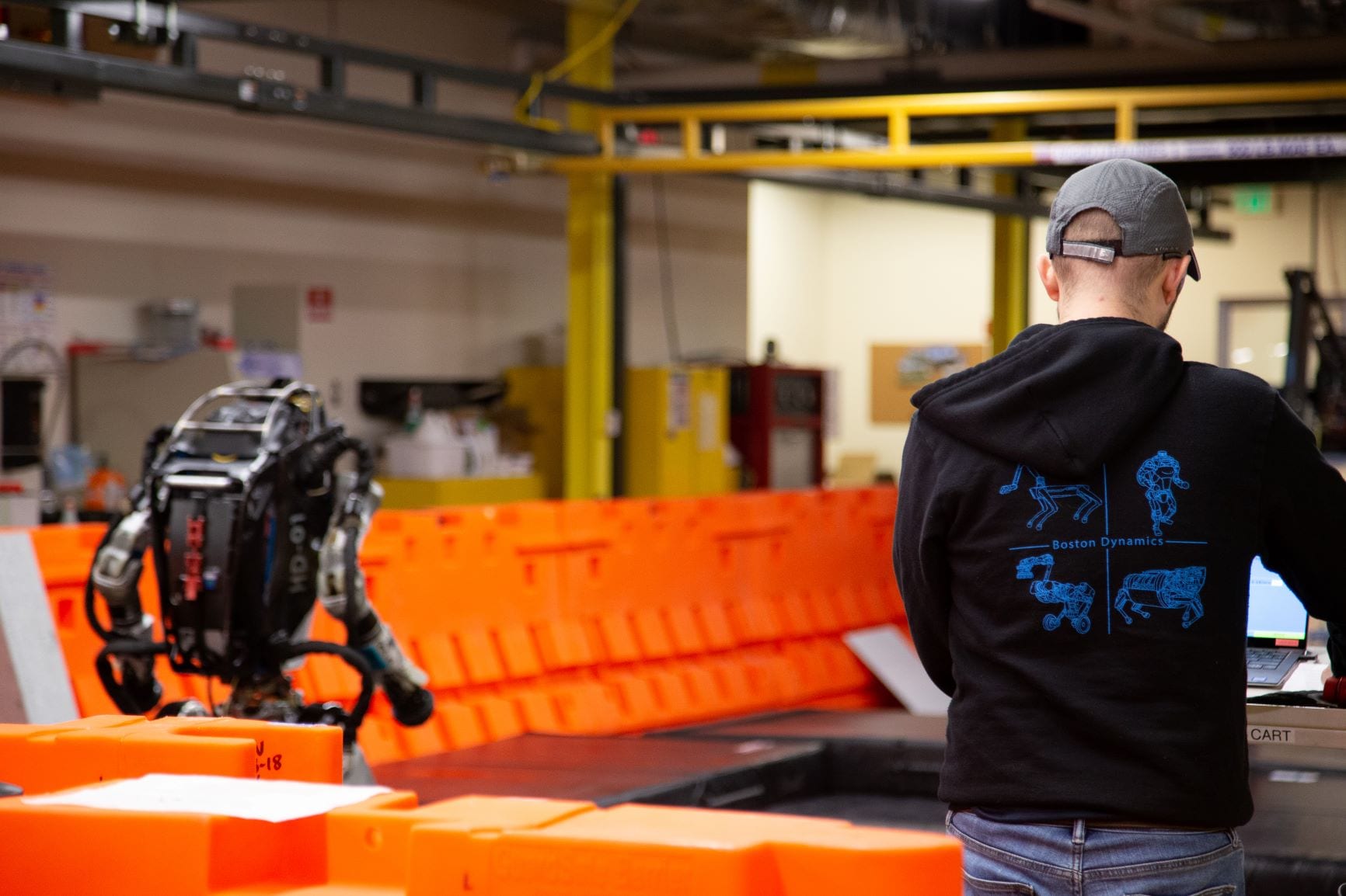Hyundai buys robot maker Boston Dynamics from Softbank for $1.1 bn ...