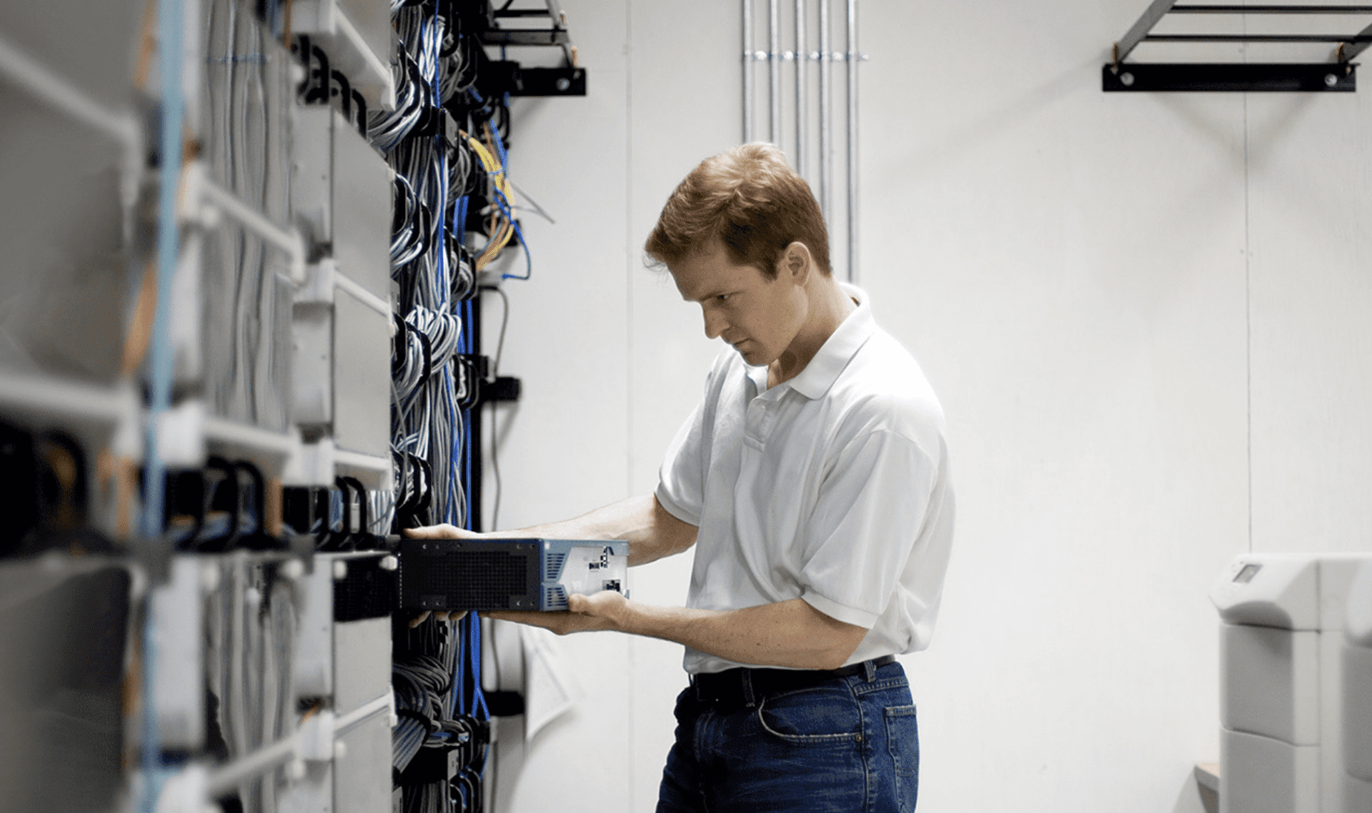 Cisco claims easy modularity, high security for new 5G router family