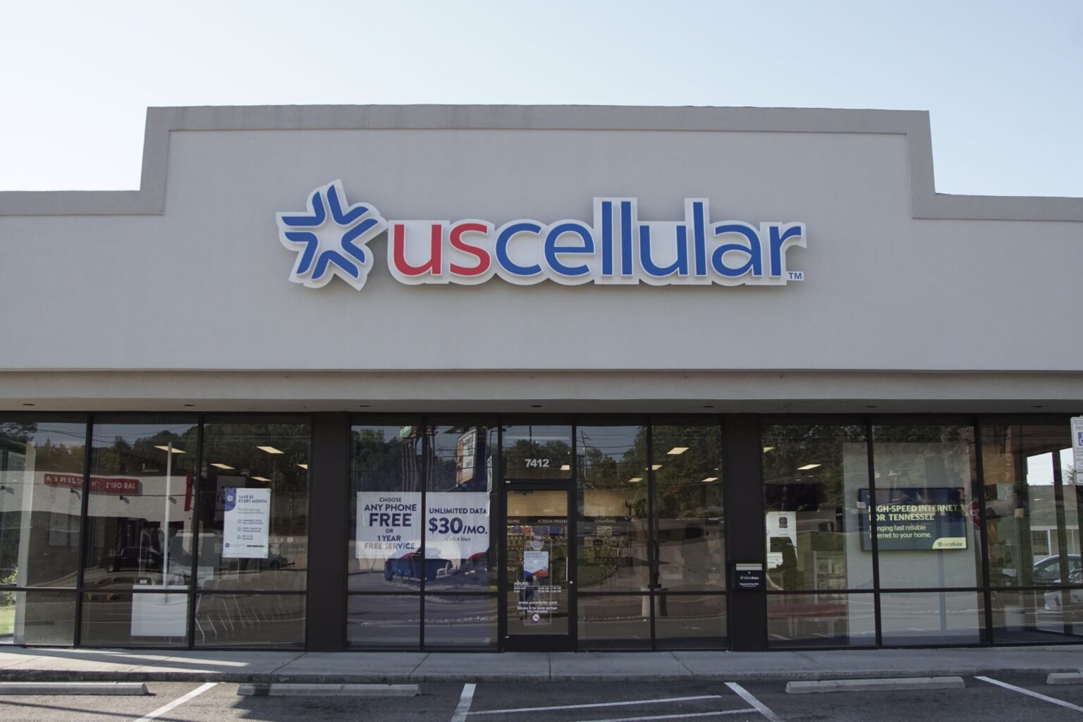 Customer losses, 5G costs: UScellular makes its case for the merger ...