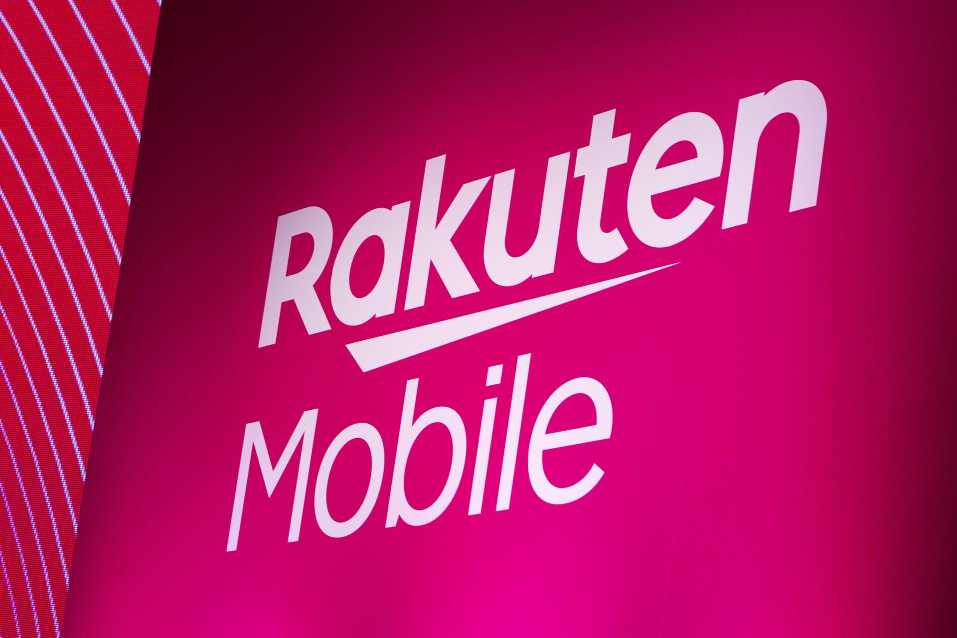 Rakuten Mobile aims to provide satellite-to-mobile service in Japan