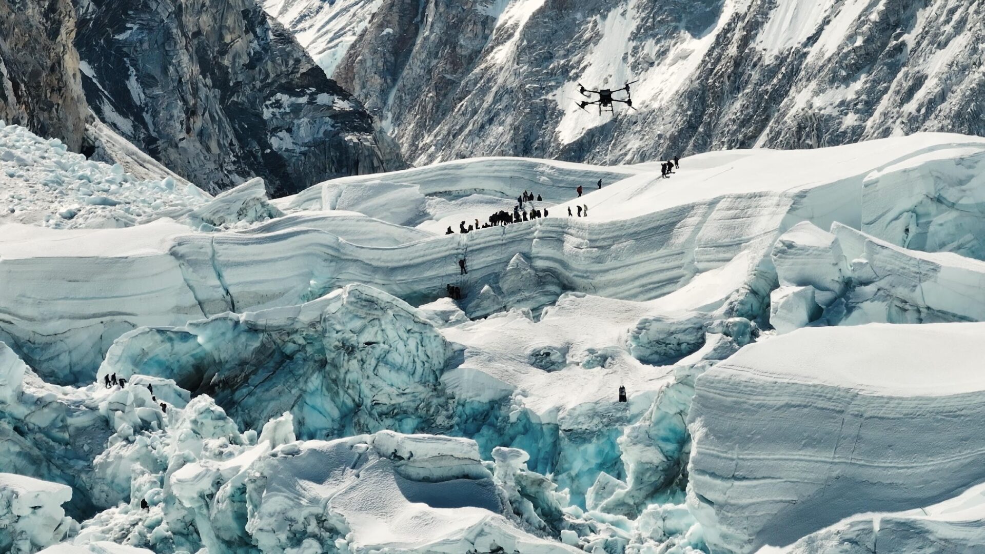 Test and Measurement: DJI tests drone delivery on Mount Everest | RCR ...