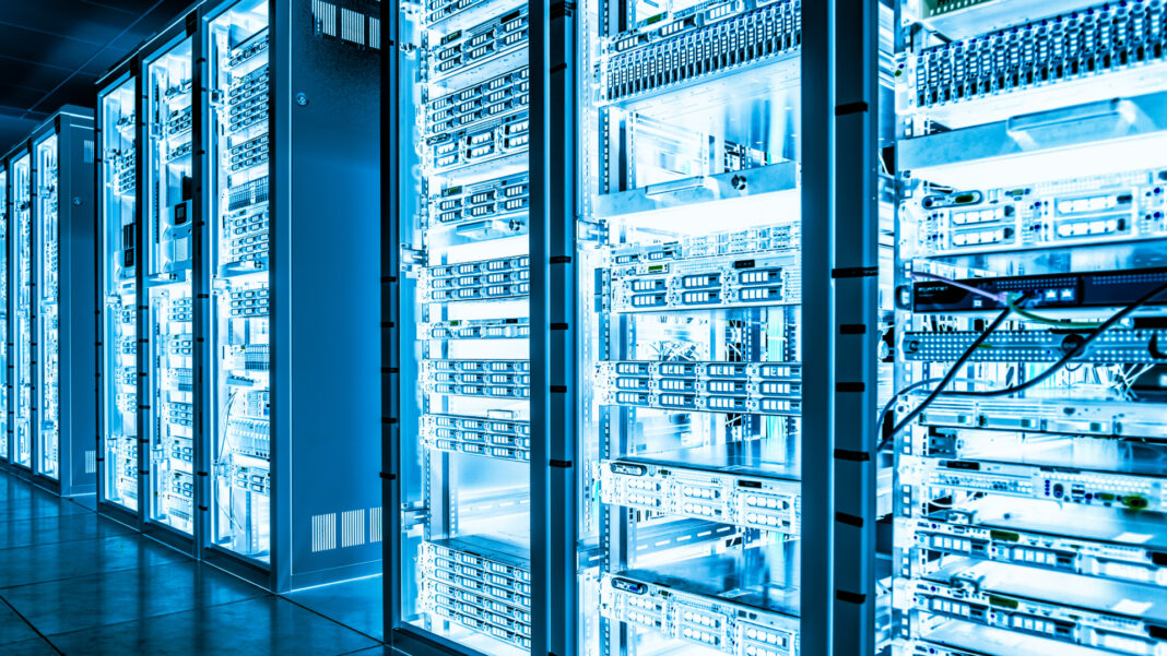 5 key things about AI infra data center liquid cooling tech