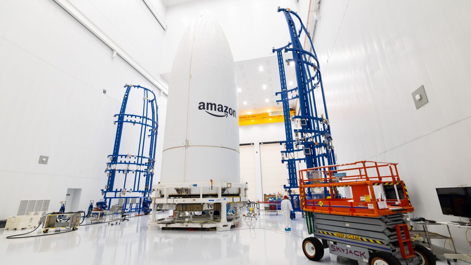 Kuiper preps for LEO launch; service to start this year