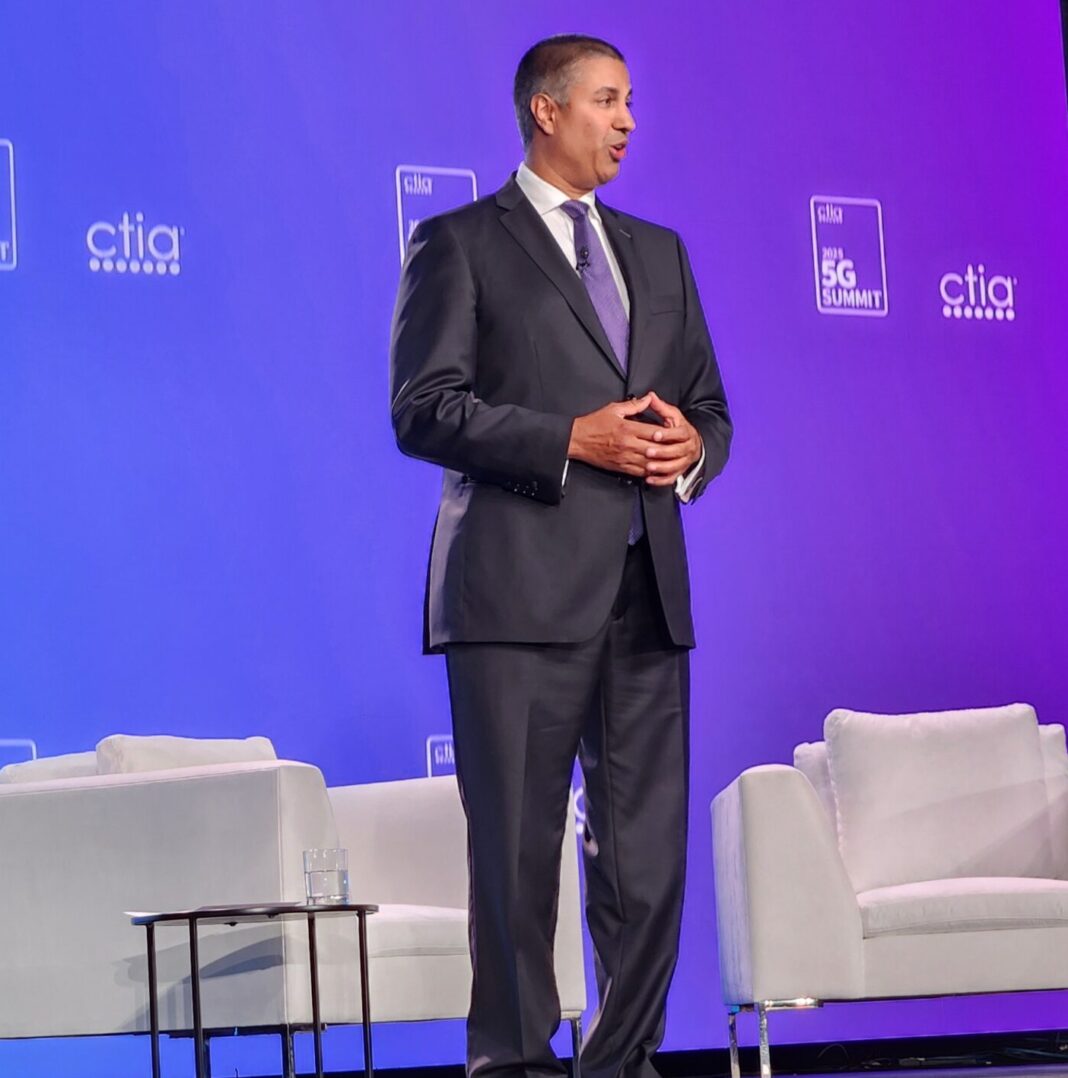 'It's imperative we move more spectrum': FCC Chair | RCR Wireless News